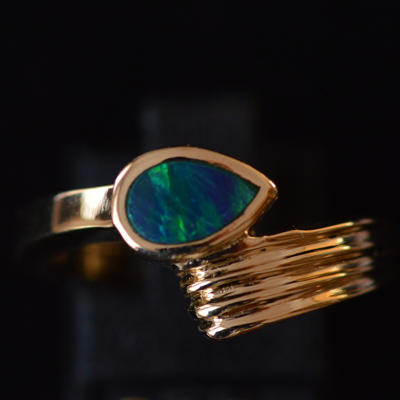 Black opal ring - Rocks and Clocks